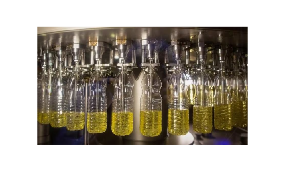 Govt seizes 18,000 litres of fake cooking oil: Why they can be harmful ...